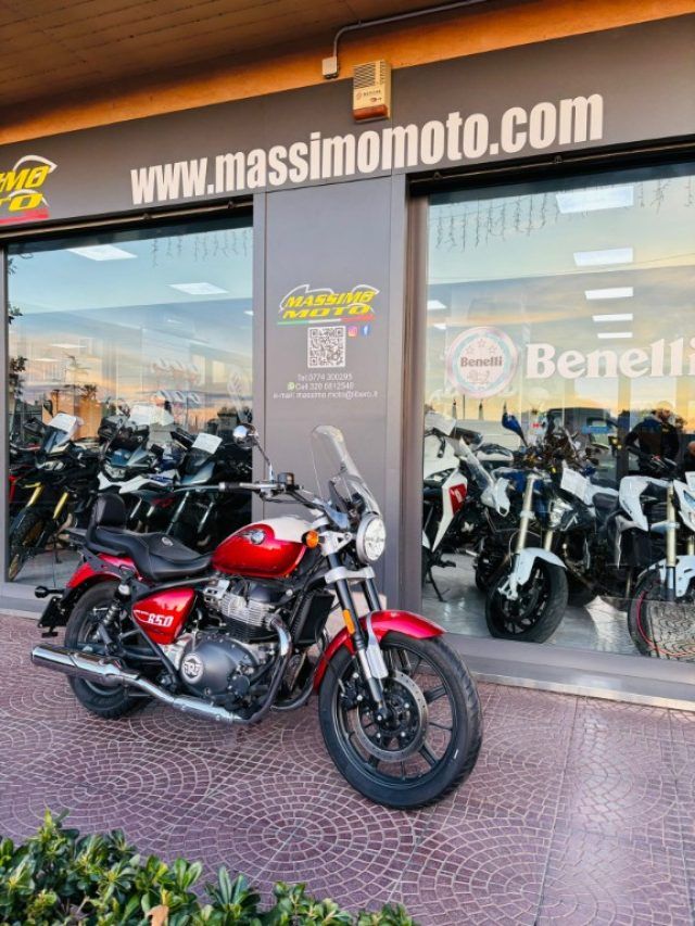 Royal Enfield Super Meteor PASSAGGIO GARANZIA TAGLIANDO INCLUSI Usate ...